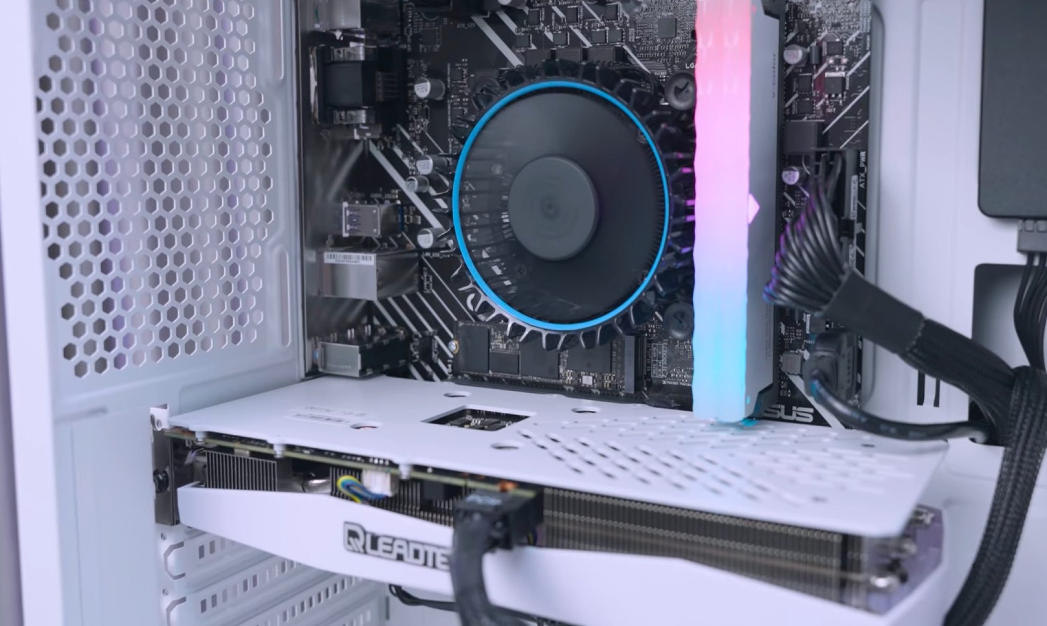 4K 30hz Vs. 60hz: Which should you choose in 2025?