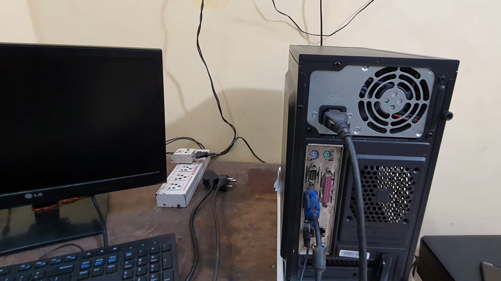 Is HDMI Better Than VGA? 6 Points To Determine The Winner